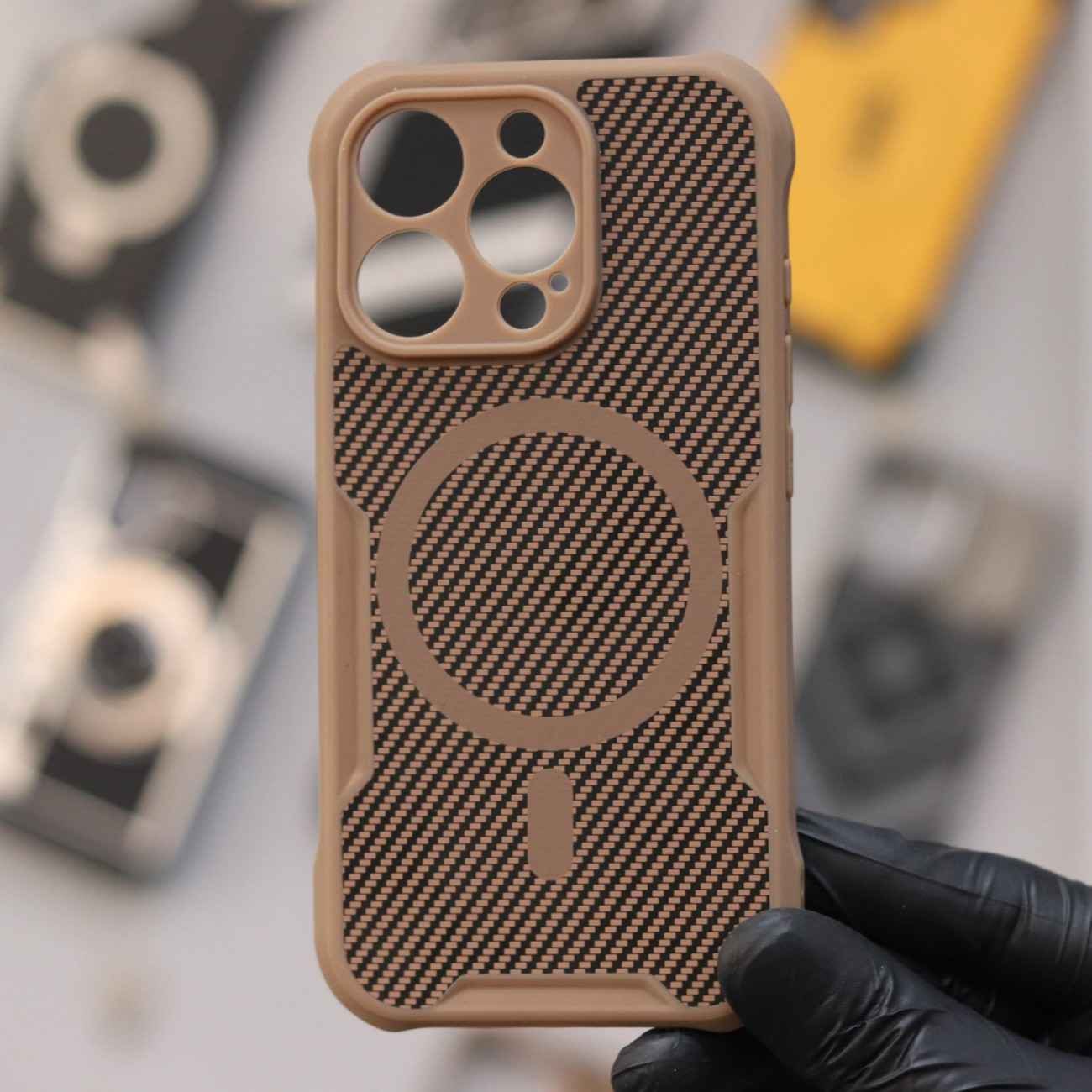 Carbon Texture Plastic Magsafe Case-Brown-iPhone 16 Pro - MobiiCare