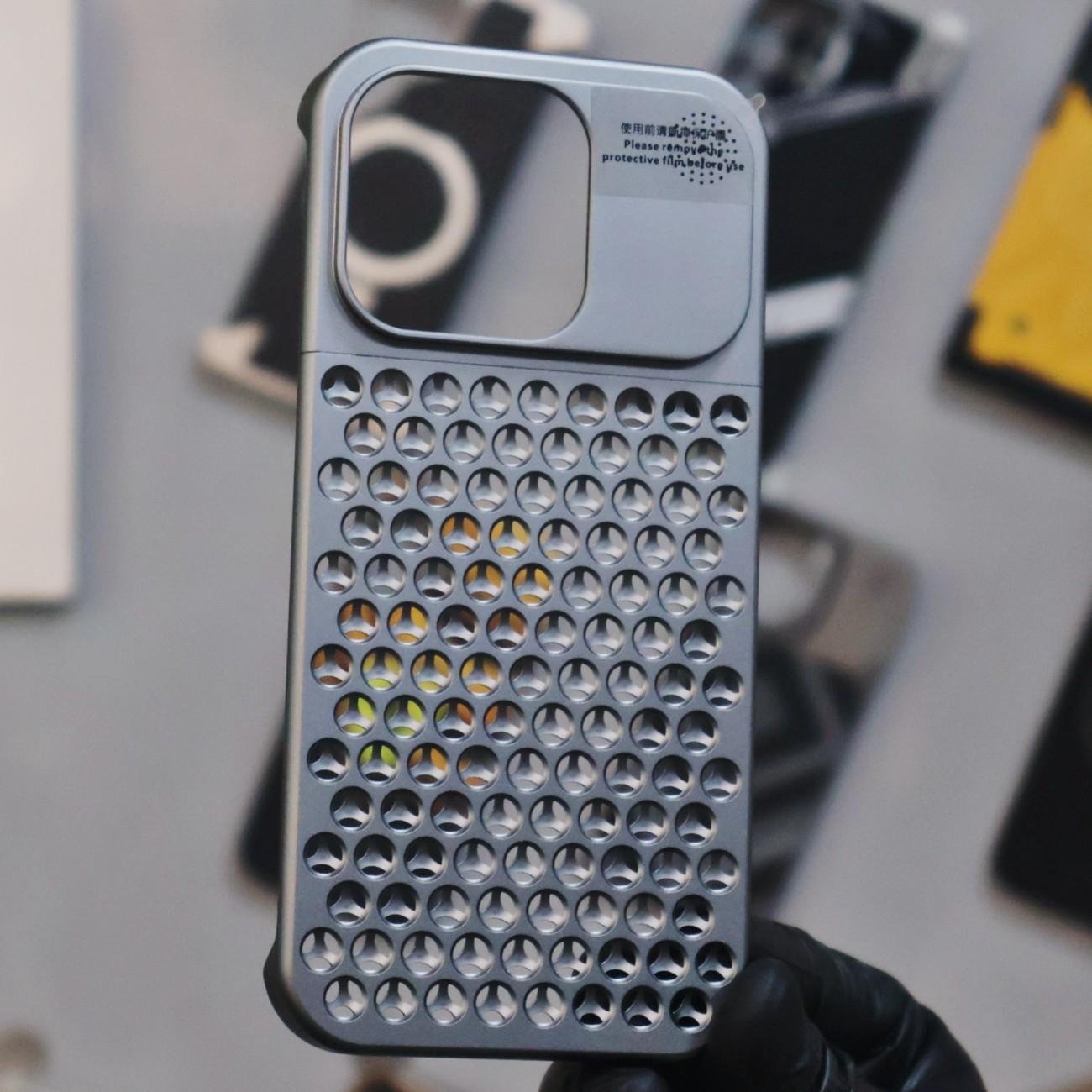 Pure Metal Anti Heat Fragrance Case-Grey-iPhone 15 Pro - MobiiCare